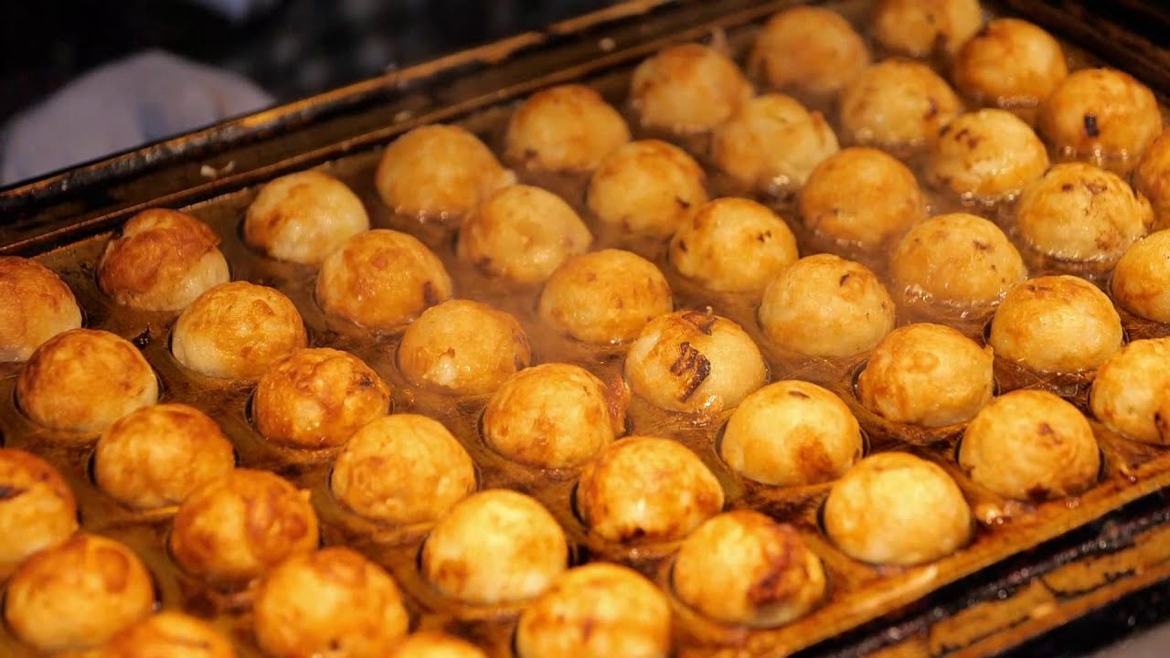 Chinese Street Food -Grilled Octopus Balls - YouTube