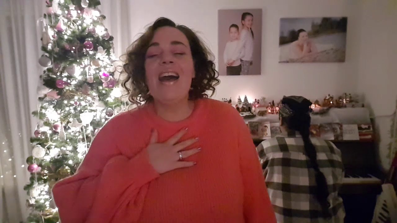 Merry Christmas to all Sassy fans 🎄💖♪♫ - YouTube