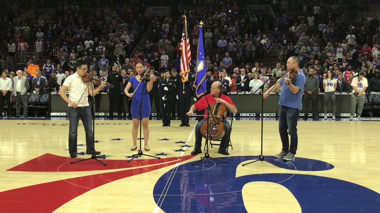 The Philadelphia Orchestra Performs the National Anthem at Philadelphia ...