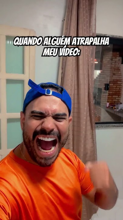 Quando alguém atrapalha meu vídeo #larinha #humor #memes #shortsvideocreator #comedia # ...