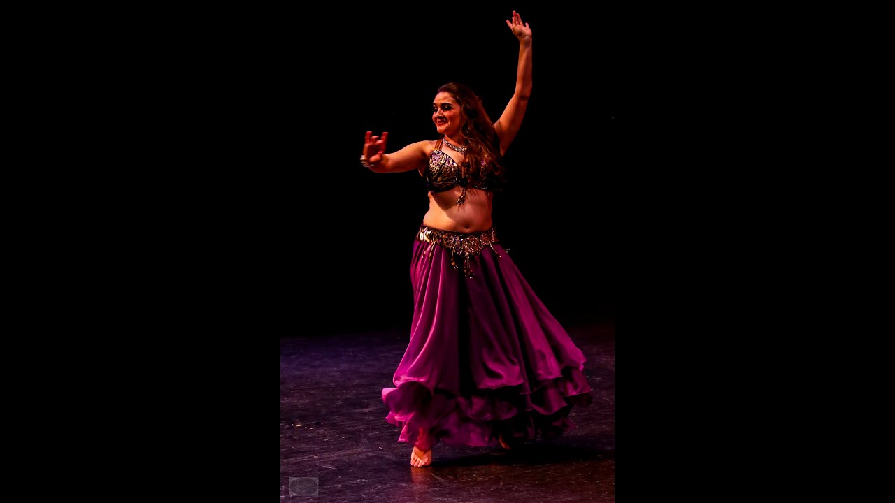 Alex performs Raqs Sharqi | Raqs Alba 2022 - YouTube