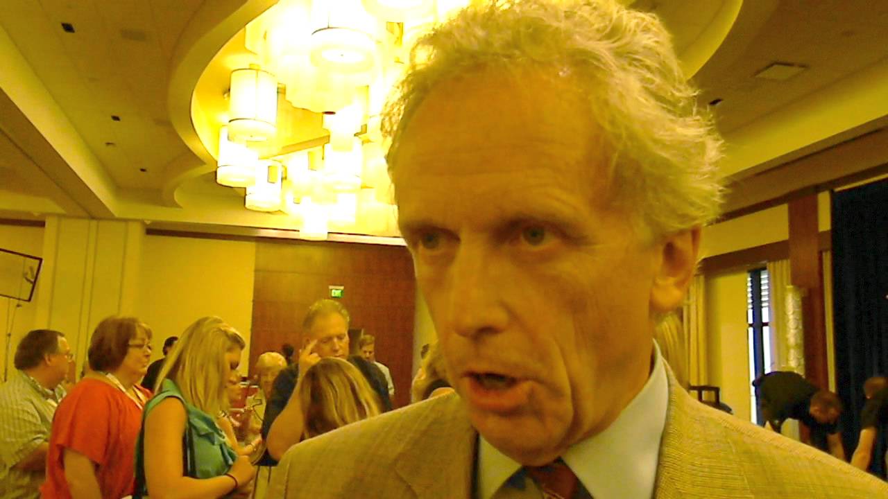 Casey Murrow Reflects Upon his Father's Legacy - YouTube