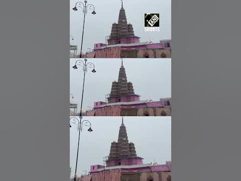 Devotees flock to Ayodhya’s Ram Temple to take ‘darshan’ of Lord Ram Lalla on first day of New ...