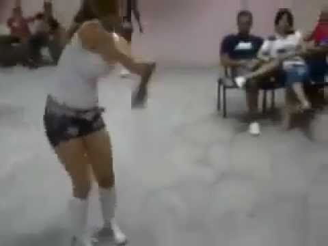 Apaçi Dansı