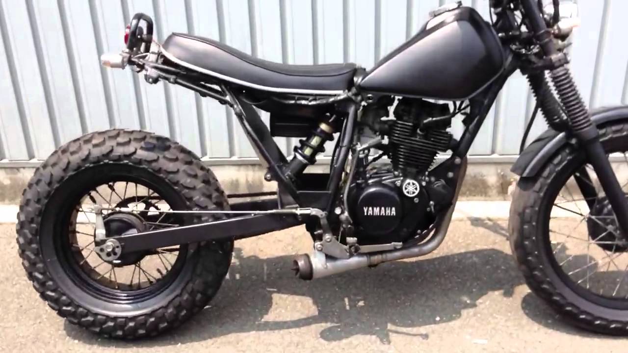 TW200 mad black - YouTube