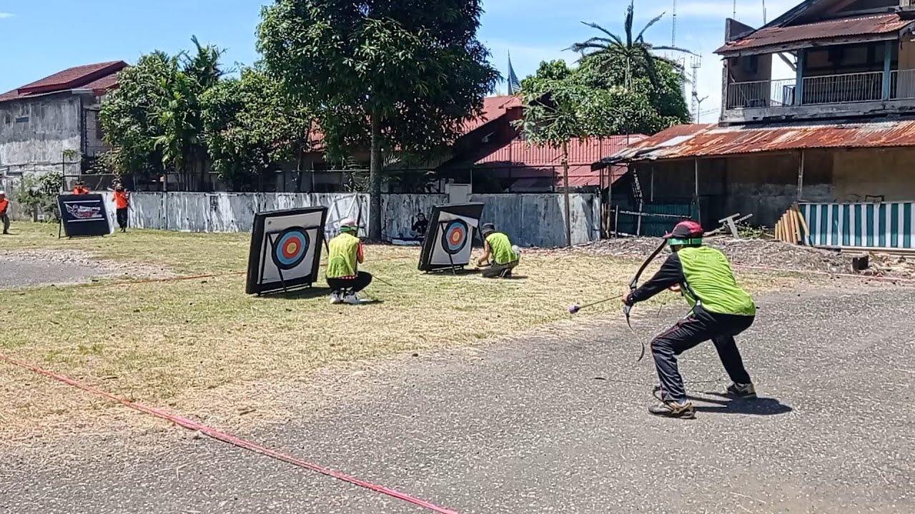 Archery War Game | GOR H Agus Salim Padang | Permainan Perang Panah ...