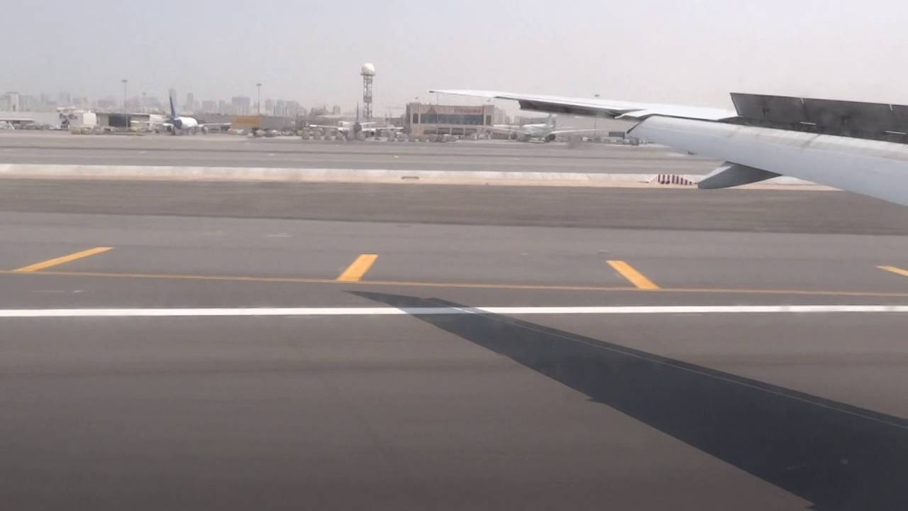 Emirates B77W - EK613 - Landing at Dubai (DXB) - September 03, 2016 ...