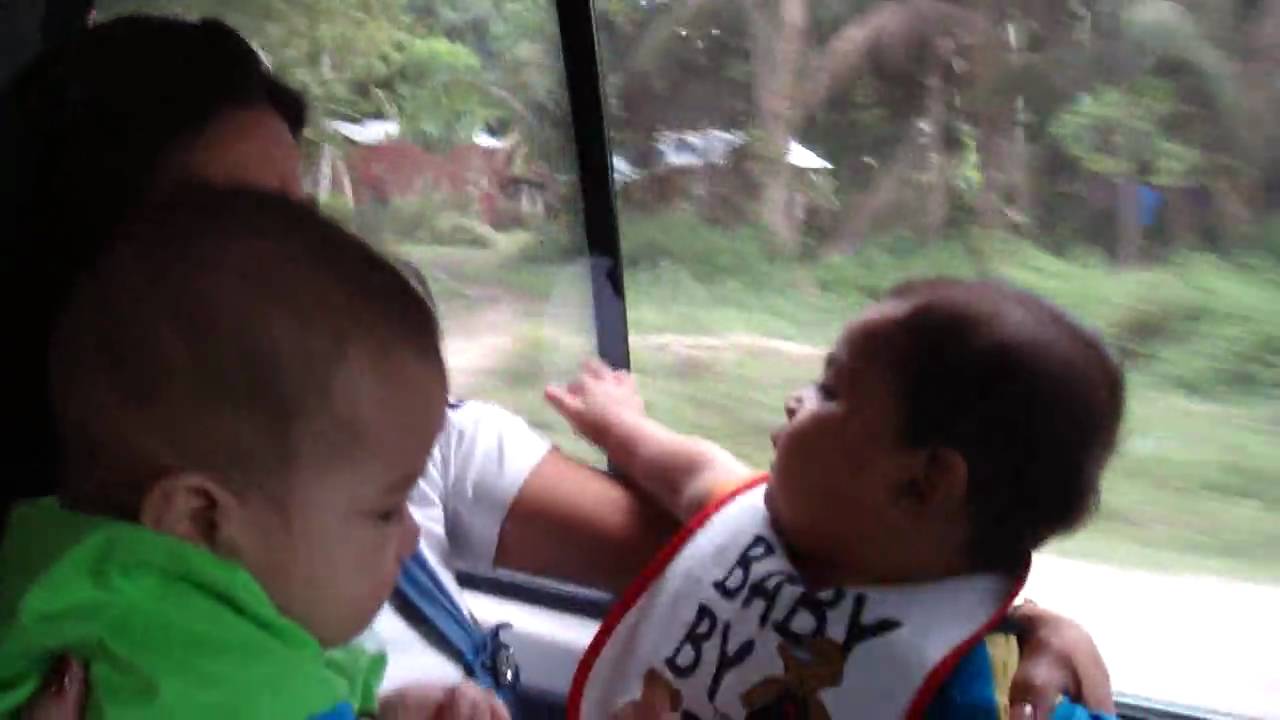 2 babies talking w/ their own language - YouTube