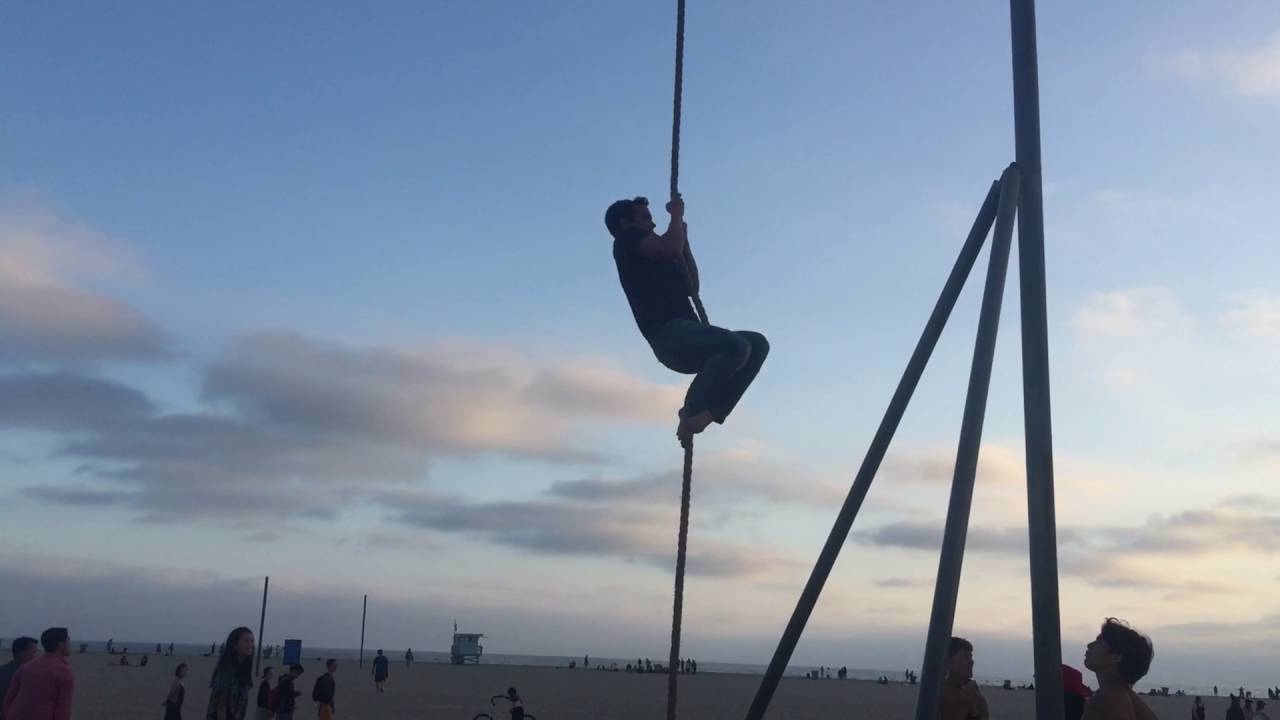 Steve Burney & His Santa Monica Rope Climb - YouTube