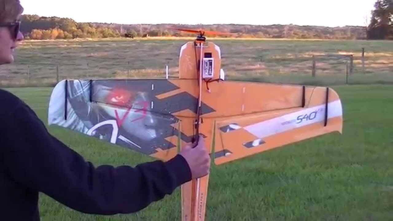 Twisted Hobbys Edge 540 V3 Vectoring Thrust RC Airplane - YouTube