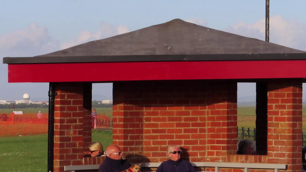 010719 video#2 Lytham St Anne’s Shanty Crew - YouTube