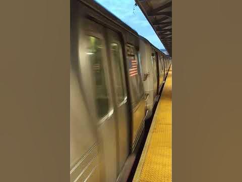 Coney Island Bound R46 N train entering Kings Highway - YouTube