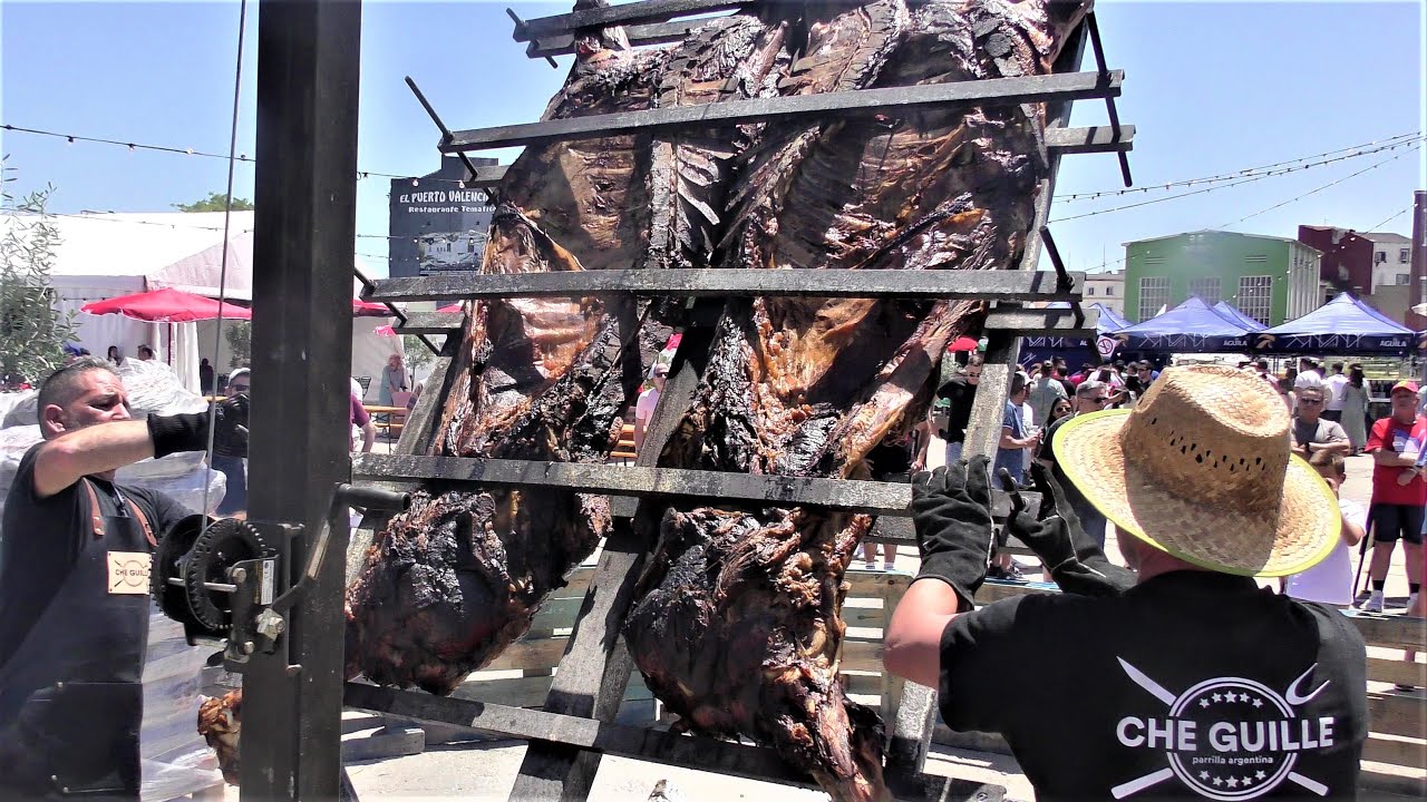 Giant Asado. 260kg of Black Angus Beef. Spain Street Food. 'Meat ...