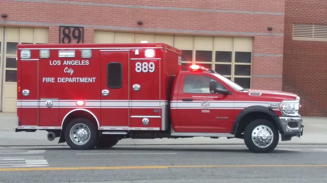 LAFD Rescue 889 Responding - YouTube