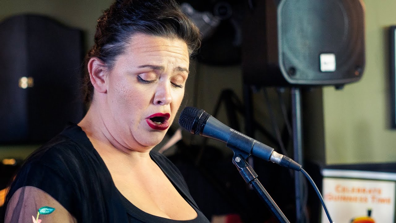 Everybody Knows - Angela Seeger - YouTube