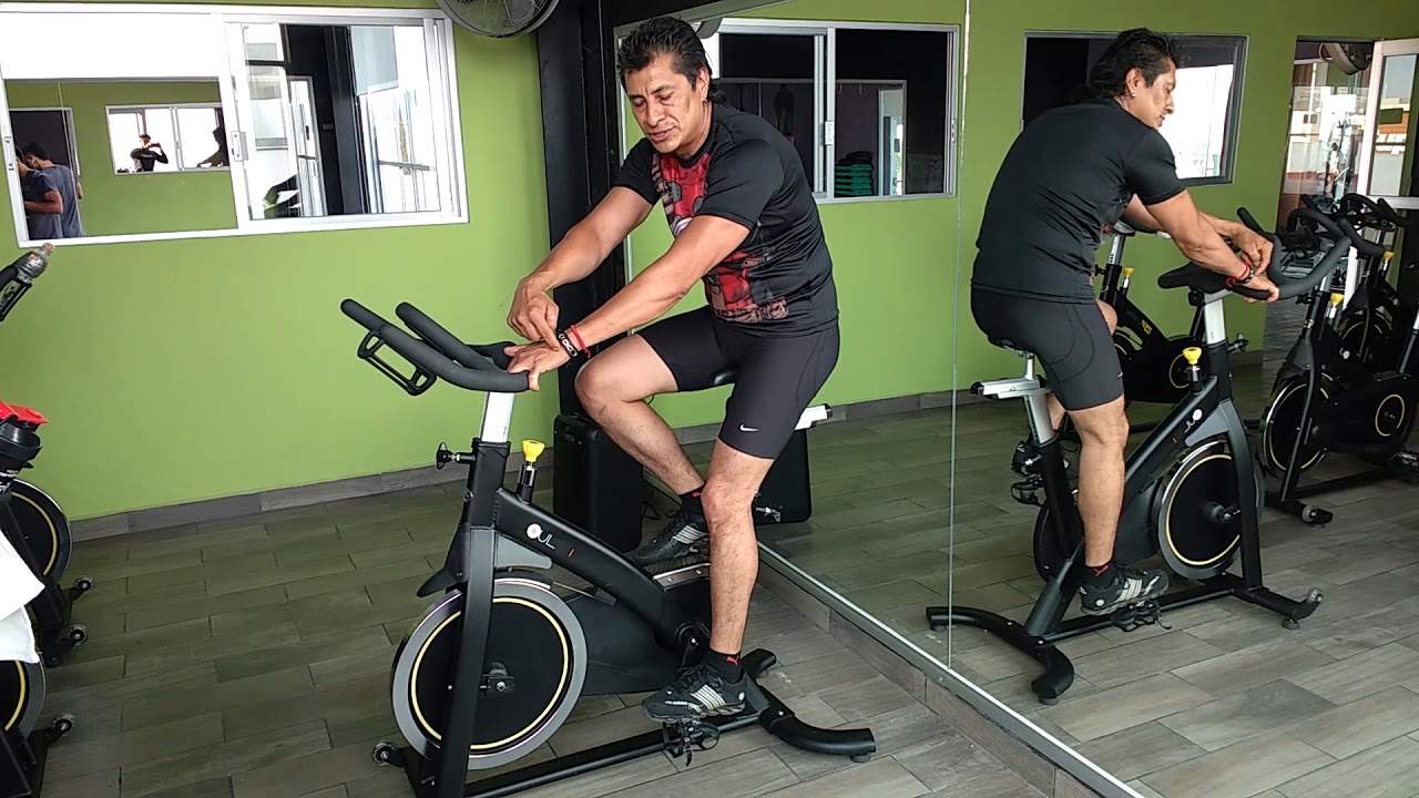 Posicion de Manos en spinning - YouTube