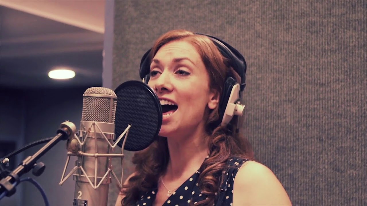 Josephine - Solo Singer - Ain't That a Kick in The Head - ELM Agency ...