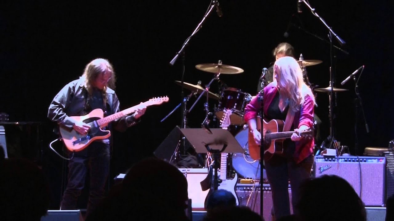 Patty Reese, Born to Run - YouTube