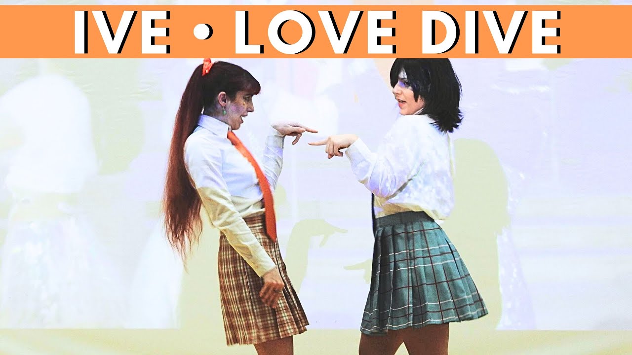 Prisma Gem • LOVE DIVE - IVE (Udine Comics&Games 2024, ITALY) - YouTube