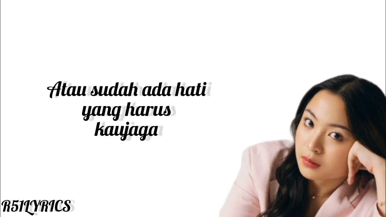 "Satu Bulan" by Bernadya, lyrics video - YouTube
