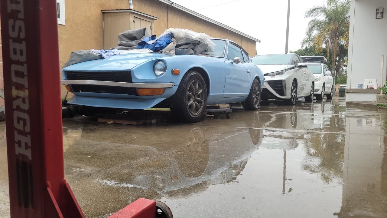 Cleaning & Painting the Datsun 240Z Engine Block - YouTube