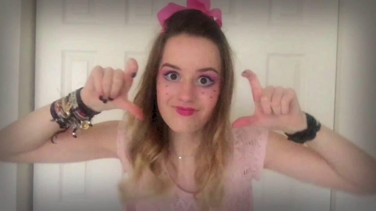 Dollhouse Sign Language - YouTube