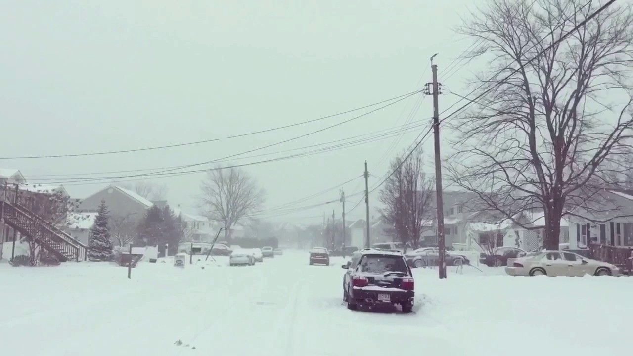Snowy weather in USA - YouTube
