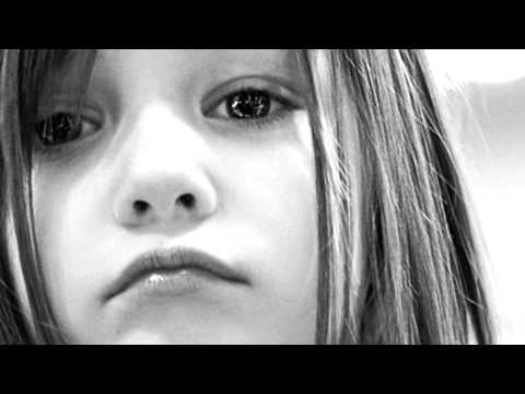 Kristina Pakarina | DARK