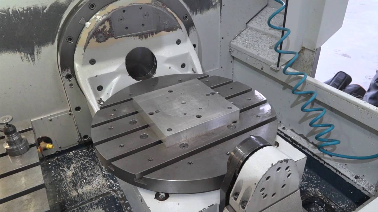 Spinner U 1520 5 axis VMC doubles up flexibility - YouTube