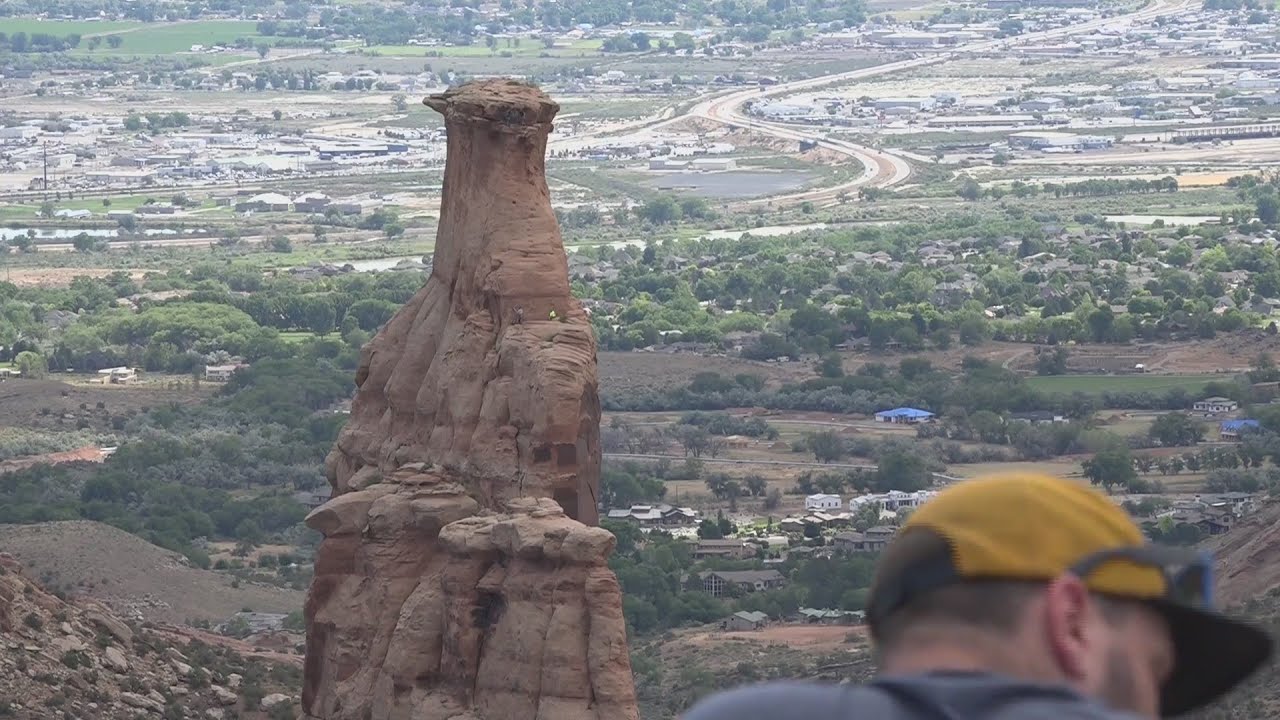Climbing Independence Monument - YouTube