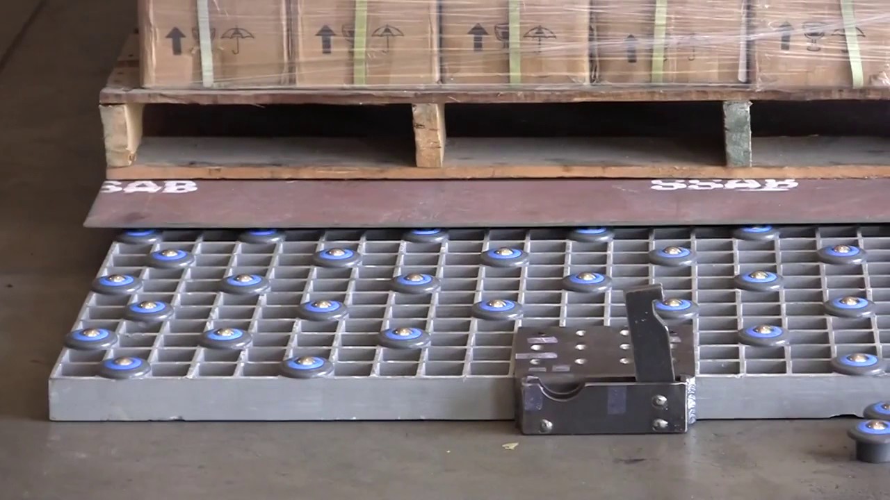 Compression fiberglass lock - YouTube