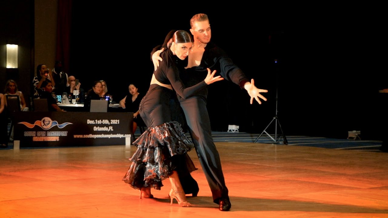 Troels Bager - Ina Jeliazkova I Professional Latin Show Dance - Paso ...