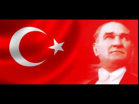 TÜRK BAYRAGI İNMEZ VATAN BÖLÜNMEZ
