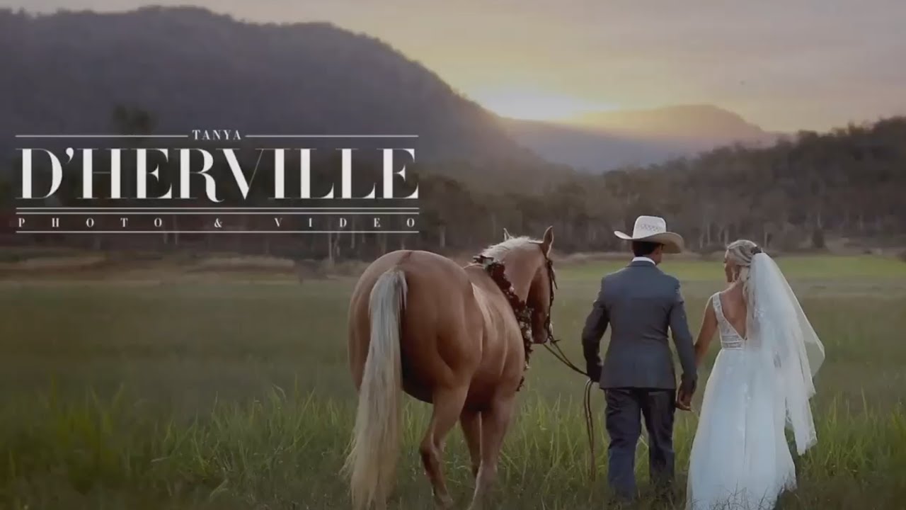 The Wedding of a Barrel Racer and a Bull Rider - Love at first sight ...