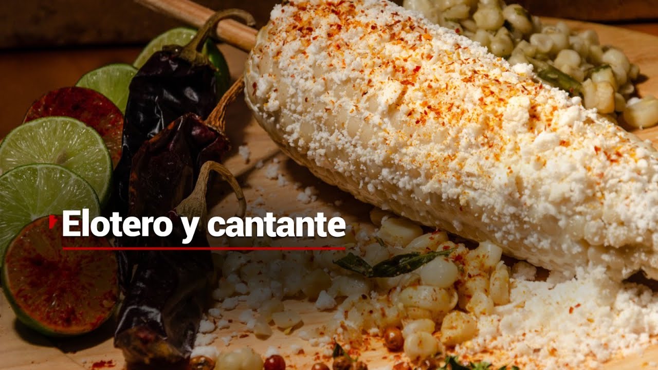 ¡QUÉ TALENTO! | Don Raúl vende elotes y además comparte su talento en ...