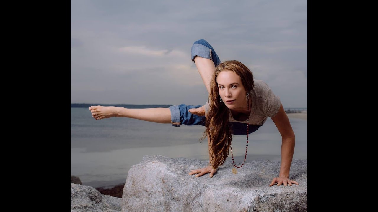 Interview with the celebrity. Rae Indigo. - YouTube