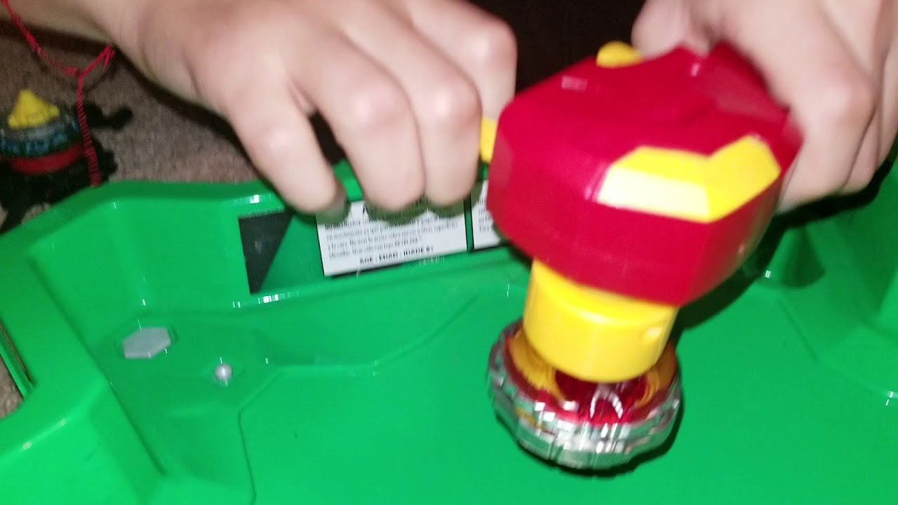 Chinese bey vs Green Fafnir - YouTube