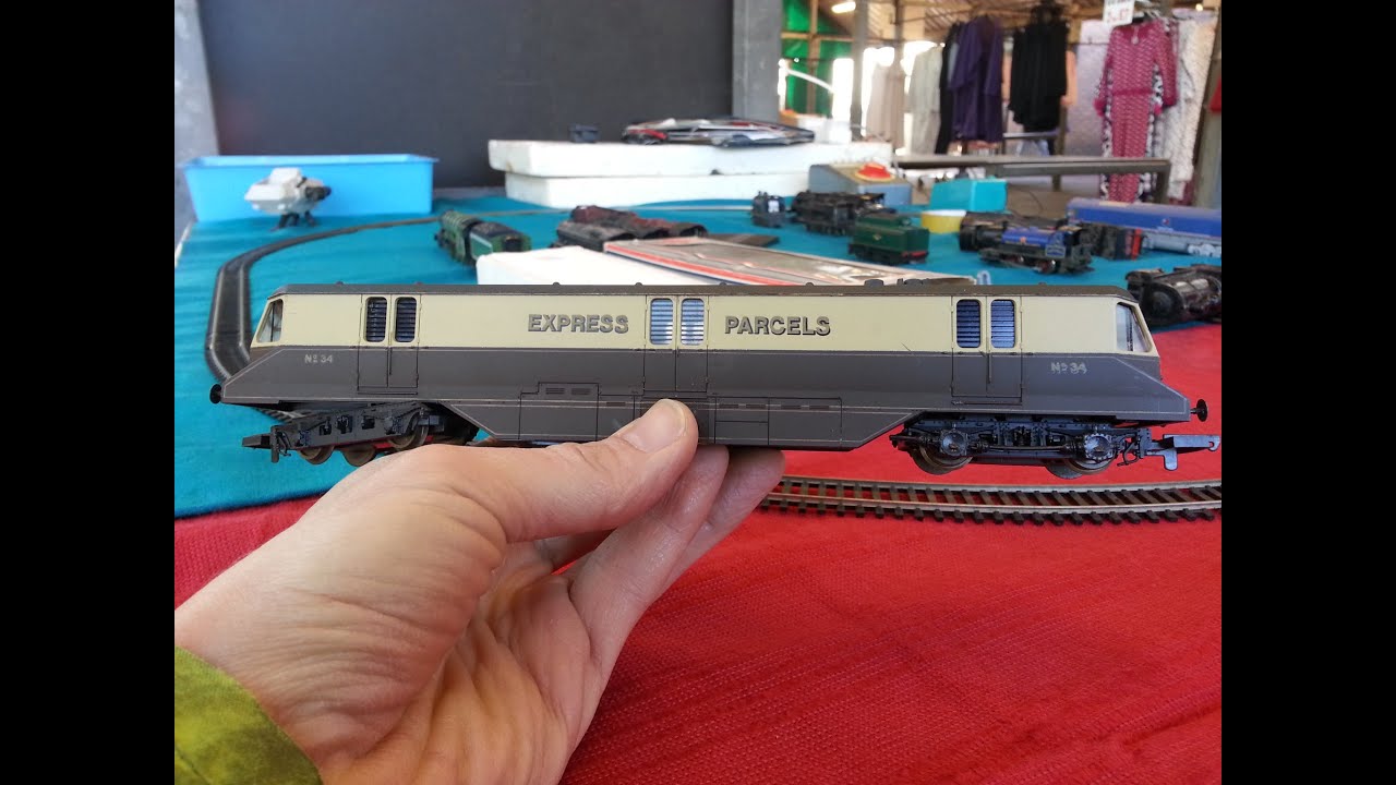 OO Model Railay LIMA 205143 Parcels Express Railcar Test running ...