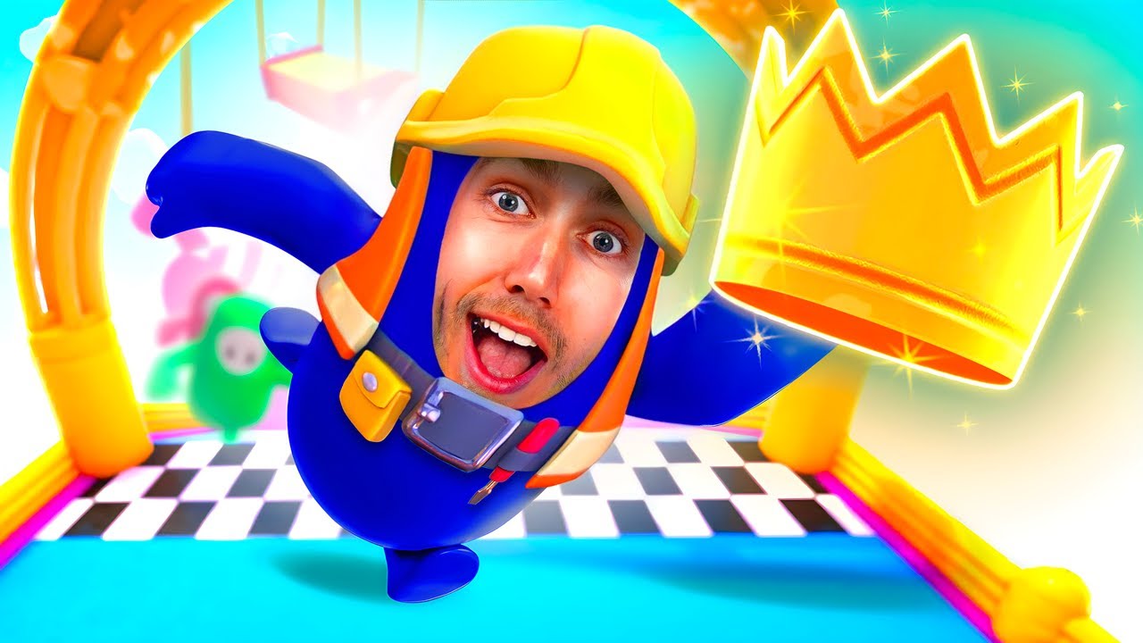 MY FIRST FALL GUYS WIN! - YouTube