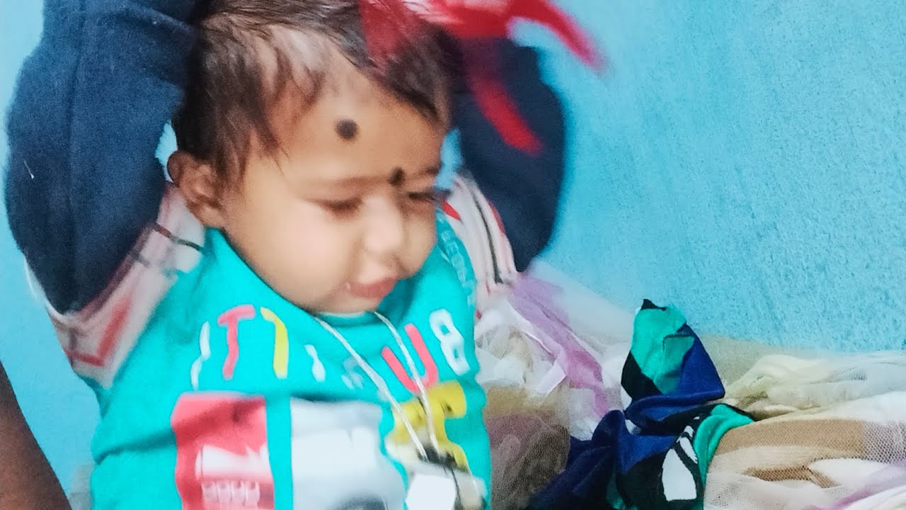 Cute baby playing // bacha khelte huye // #cute // #status - YouTube