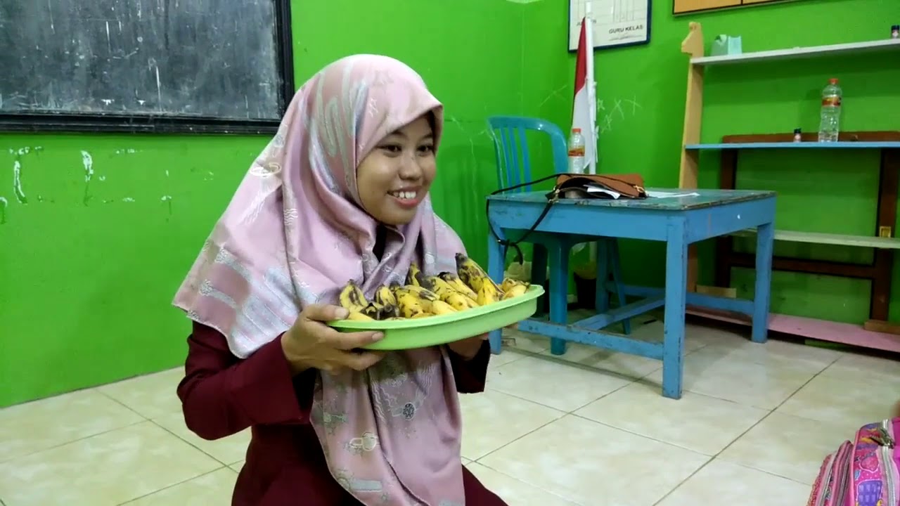 Video Pembelajaran Tema Tanaman Sub Tema Buah buahan (Pisang) - YouTube