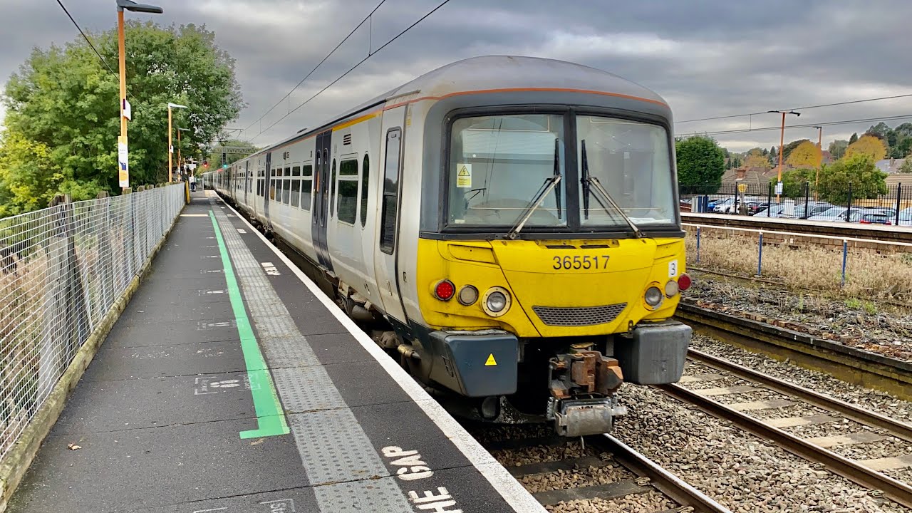 37884 & Class 365 ‘Happy Train’ Scrap Move - 14.10.21 - YouTube