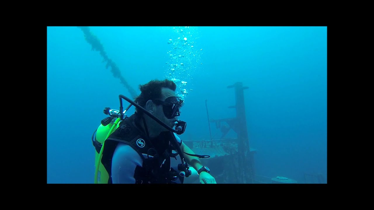 Scuba Diving Samoa, Aqua Samoa, The Wreck - YouTube