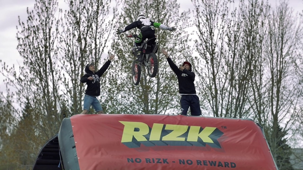 FMX SHOW / Stig Danger & Maria Sandberg - YouTube