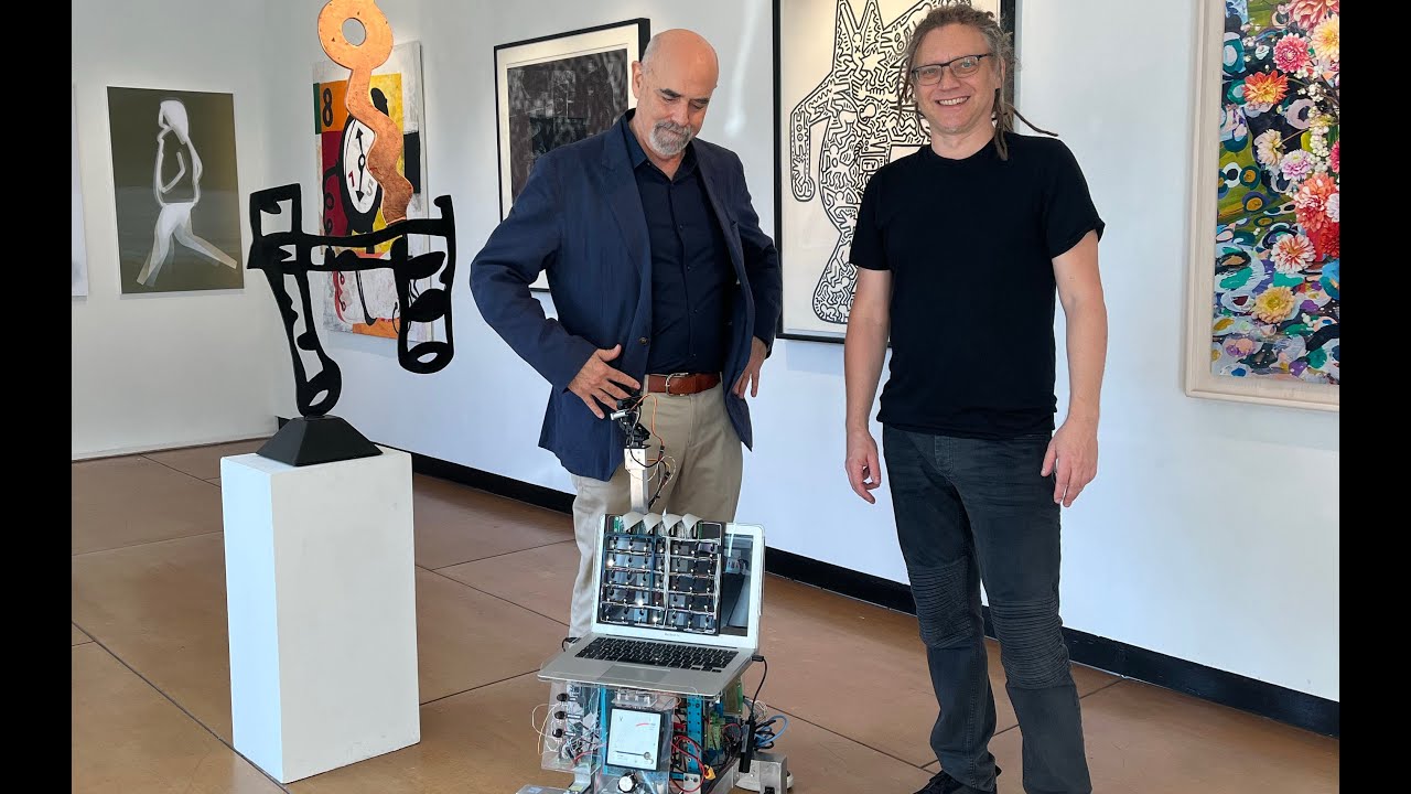 Robotic Curator visits Jim Kempner Fine Art - YouTube