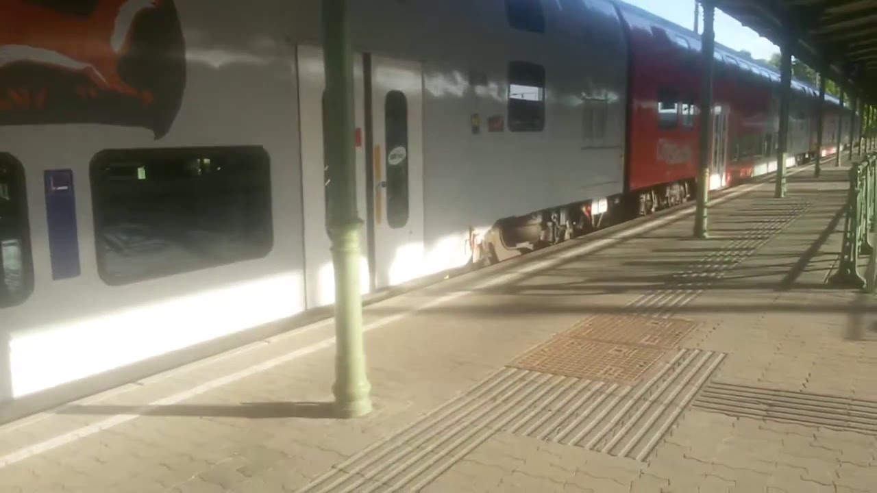 ÖBB Regionalexpress REX 2109 Wieselzug Bhf. Heiligenstadt in Wien (2 ...