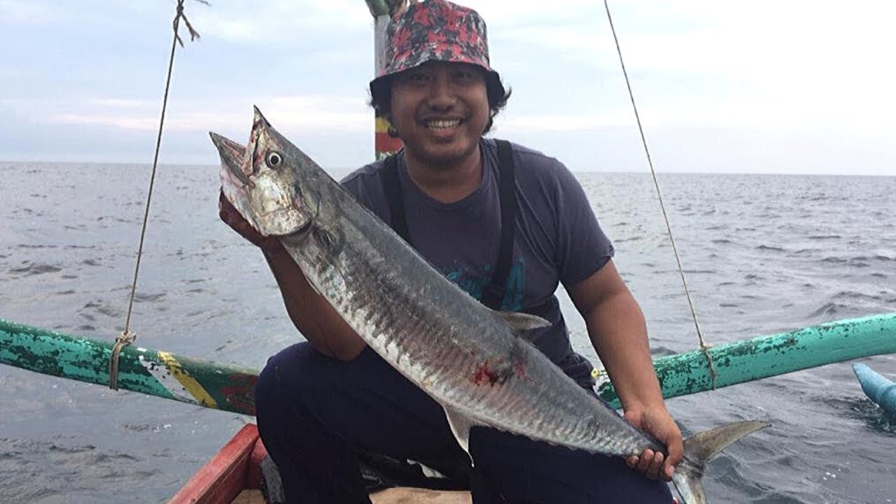Mancing Tenggiri dengan Teknik Handline Trolling || Pantai Arjasa ...