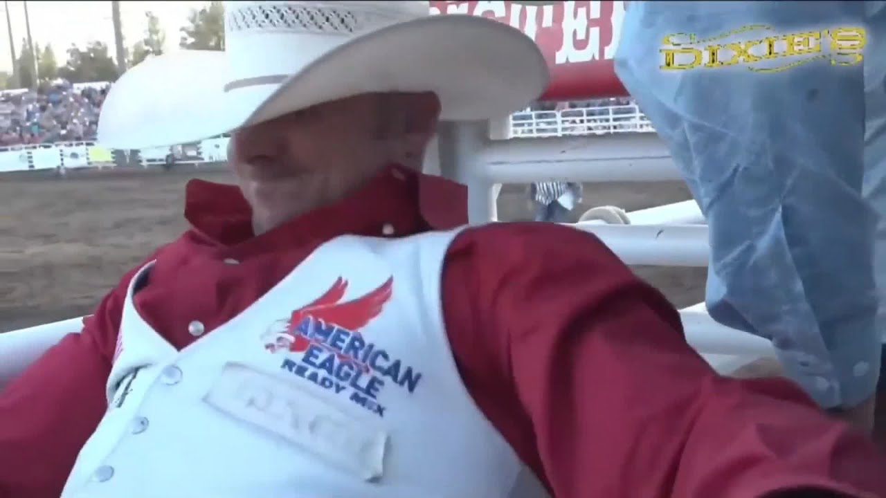 Mason Clements | 2023 Sisters Rodeo - YouTube