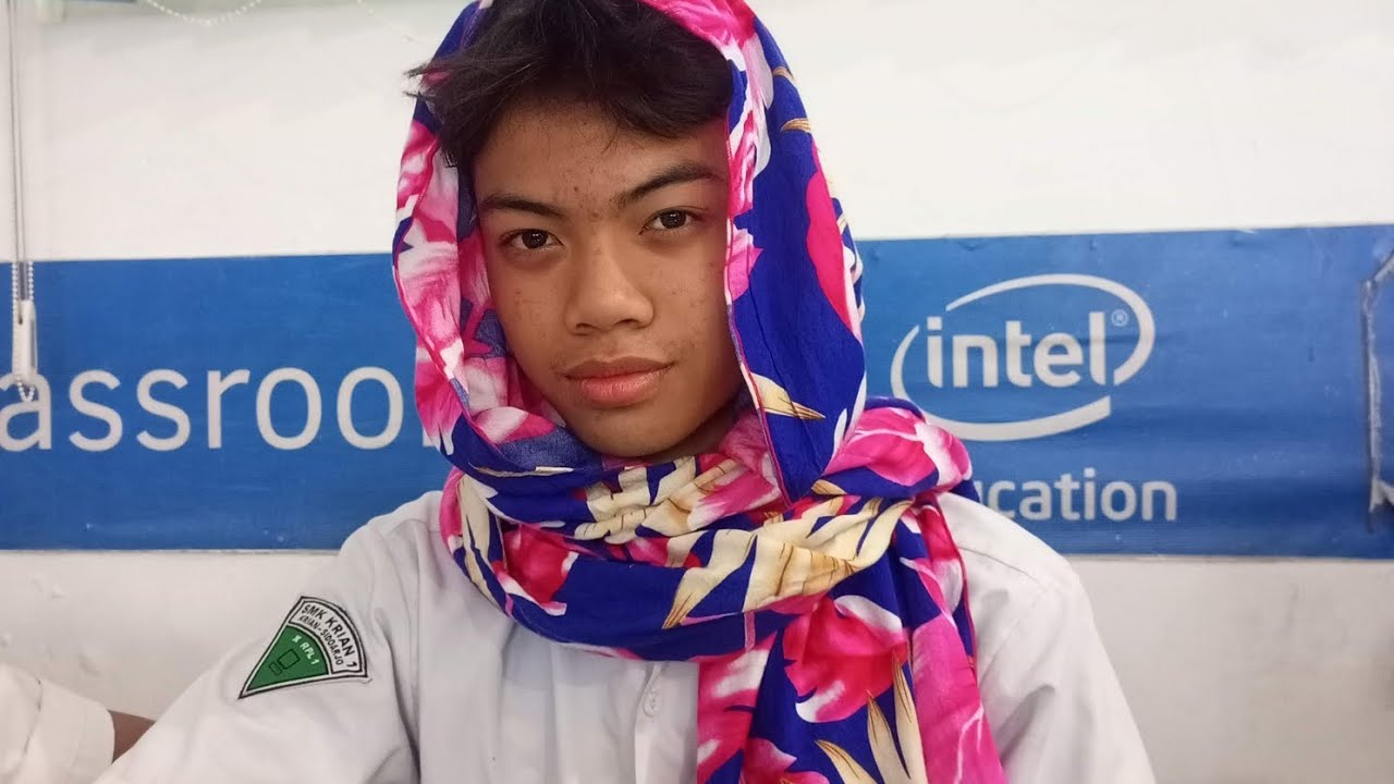 Dafa And The Magic Book - YouTube