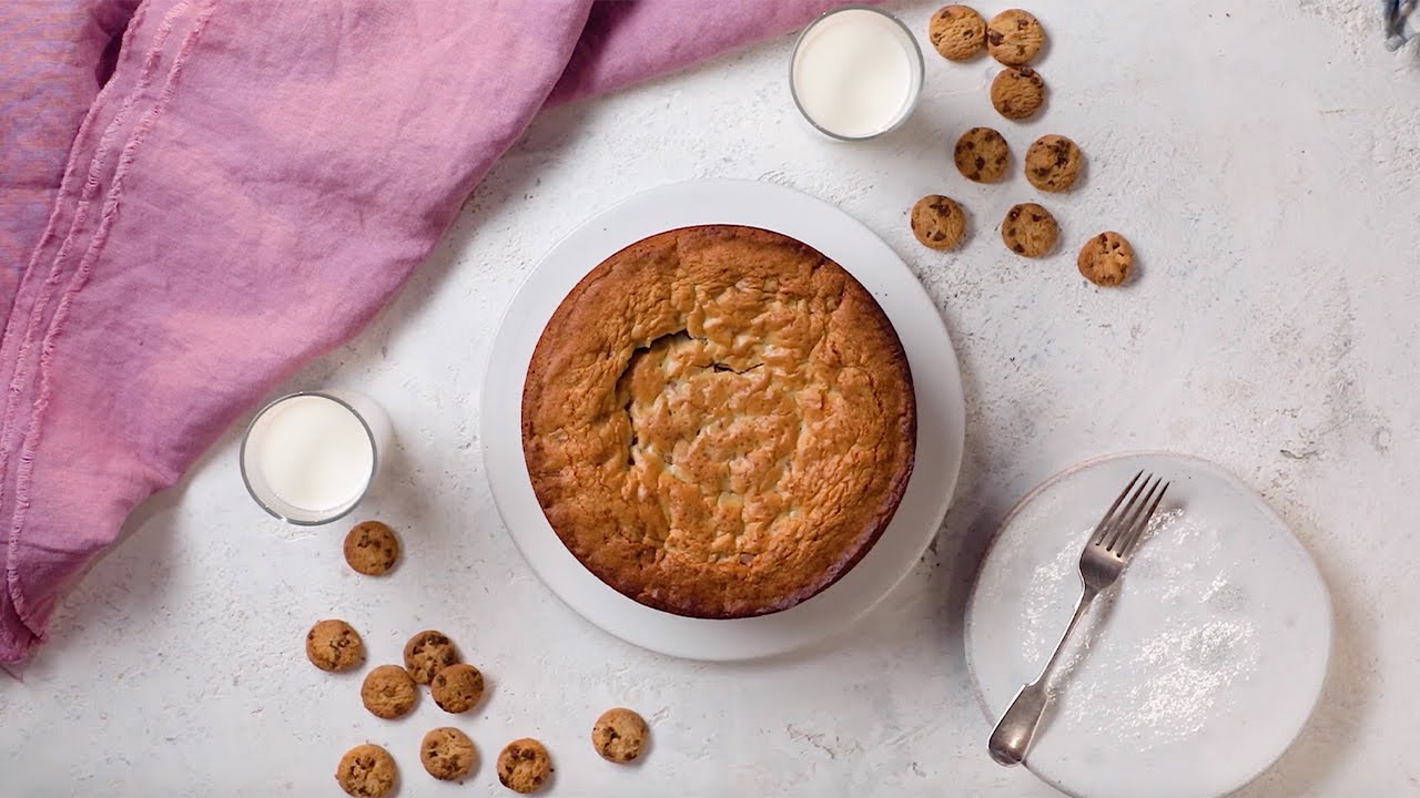 3 SUPERSIZED Desserts to Feed a Crowd - YouTube